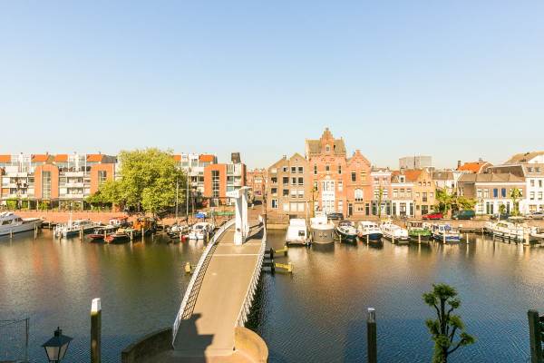 Woning V.O.C.-plein 10 Rotterdam - Oozo.nl