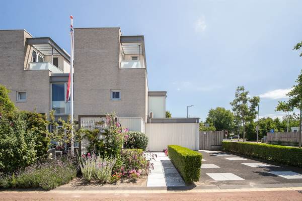 Woning Leen van Ooijenlaan 3 Hoek van Holland - Oozo.nl