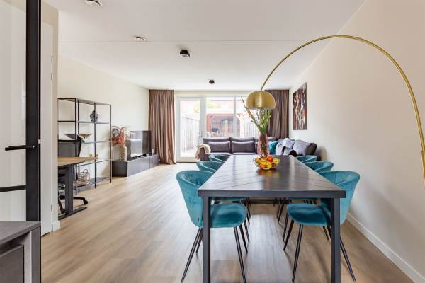 Woning Veendijk 7 Wilnis - Oozo.nl
